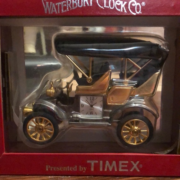 Timex | Accents | Collectible Car Clock | Poshmark
